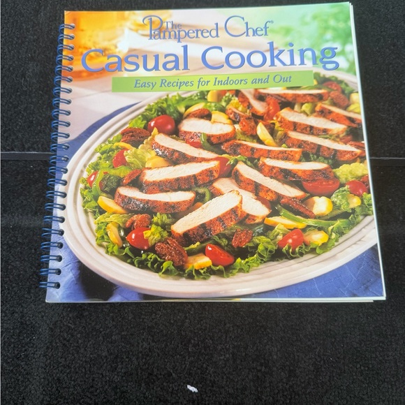 The Pampered Chef | Kitchen | Vintage The Pampered Chef Casual Cooking ...